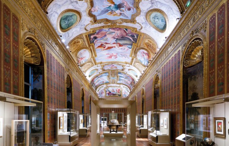 Our trip to the Bibliothèque Nationale Richelieu - a Magical Library in ...